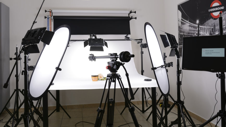 Come allestire un set fotografico economico - FotoInCucina